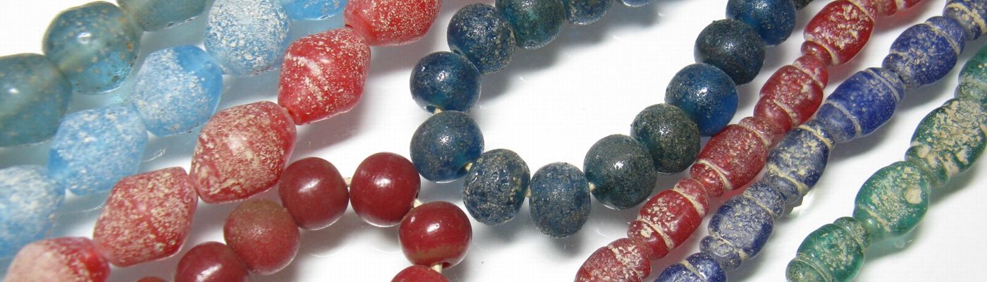 | TOKO-BEADS | Modern Javanese lampwork bead