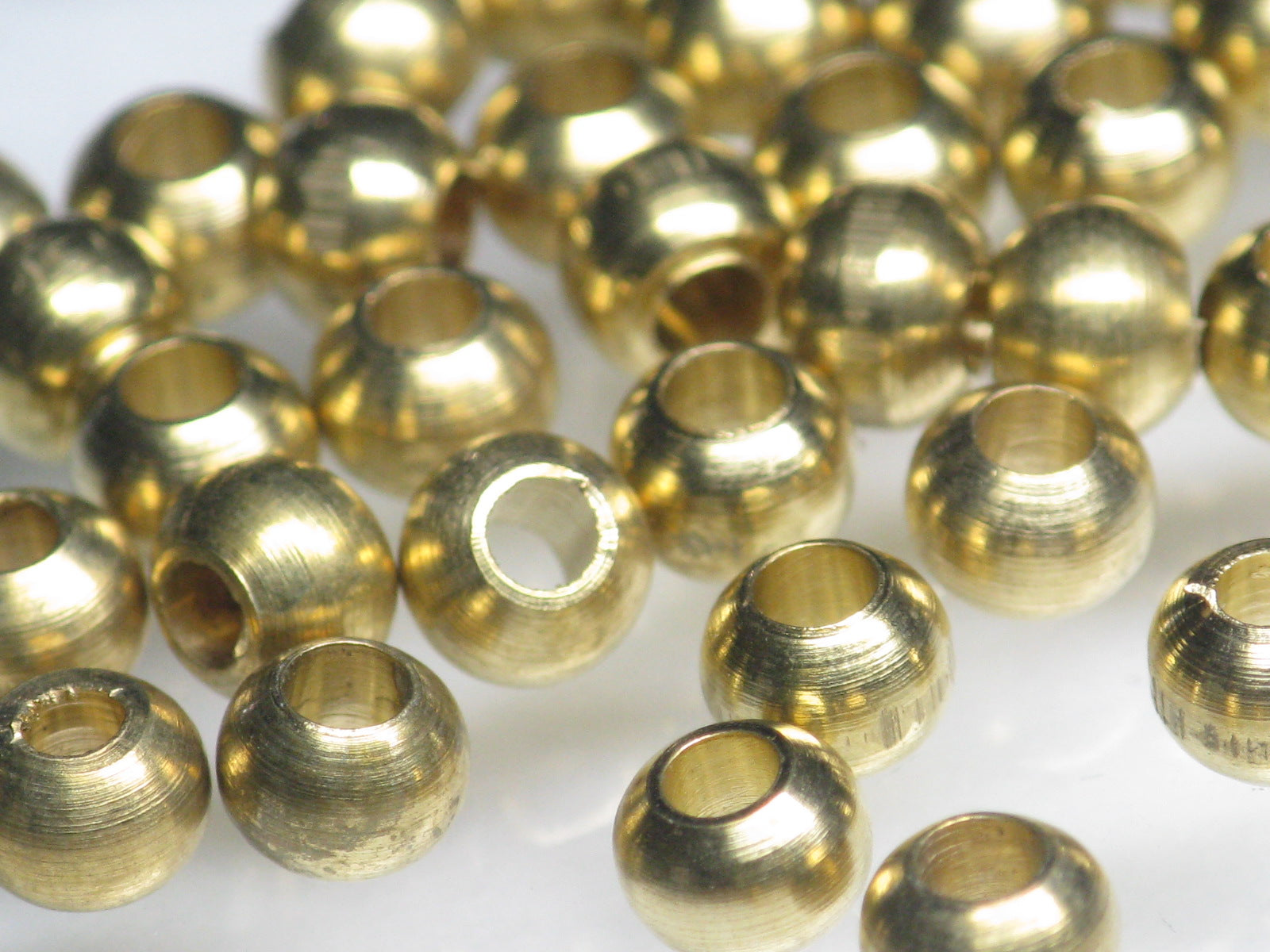 | TOKO-BEADS |BM100-04P Metal bead (50pcs) 5mm